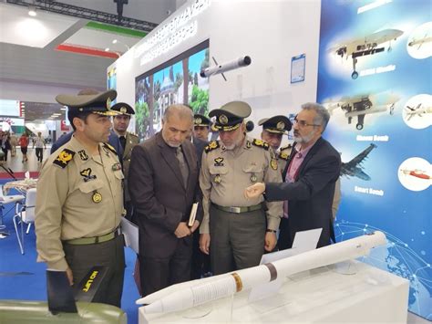 سفارت جمهوری اسلامی ایران مسکو بازدید فرمانده نیروی زمینی ارتش از نمایشگاه بین‌المللی نظامی روسیه
