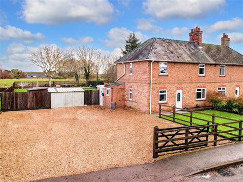3 Bed Semi Detached House For Sale In Cattle Dyke Gorefield Pe13 £