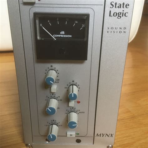 XLogic X Rack XR Stereo Bus Compressor Module SSL Audiofanzine