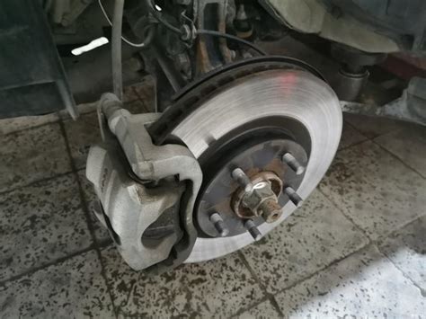 刹车有异响怎么解决 有驾