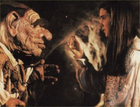 Hoggle And Sarah Labyrinth Movie Labyrinth Jennifer Connelly Labyrinth