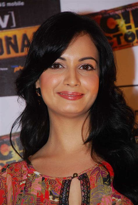 Beautiful Actress Dia Mirza Hq Iimages