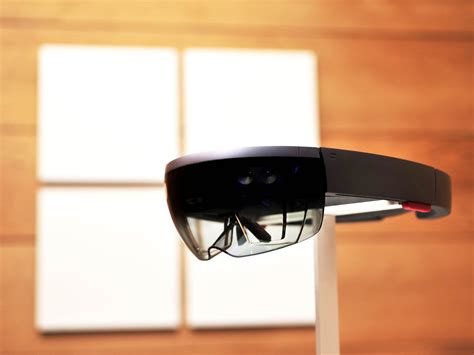 Windows Holographic Version 21h1 Gives Hololens 2 An Update Targeting