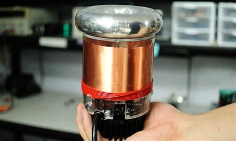Tinytesla The Tiny Coil That Sparks Sings And Teaches