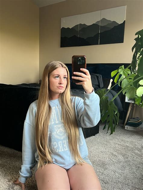 Karlie Kay Good Morning ☀️ Instagram