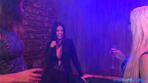 Lesbian Threesome In The Nigh Club Eporner
