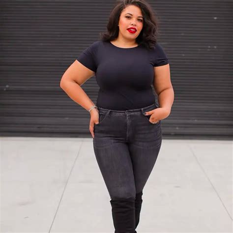 7 Fun And Flirty Plus Size Fallwinter Date Looks Pinsy Shapewear