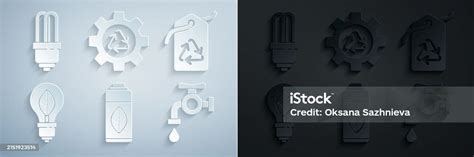 재활용 플라스틱 병을 설정하고 재활용 기호가 있는 태그 전구 잎 수도꼭지 재활용 및 기어 및 Led 조명 아이콘을 설정합니다 벡터 0명에 대한 스톡 벡터 아트 및 기타