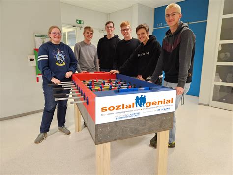 Ein Tischkicker Für Den Guten Zweck Carl Engler Schule