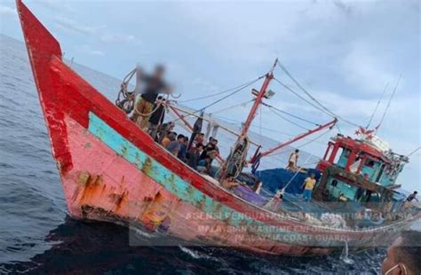 Apmm Perak Tahan 3 Bot Nelayan Asing 34 Nelayan Indonesia Kosmo Digital