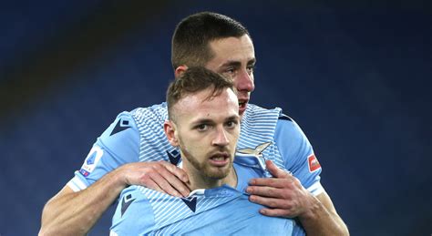 Lazio Lazzari And Marusic Fasce Toste è Da Lì Che Passa La Rincorsa