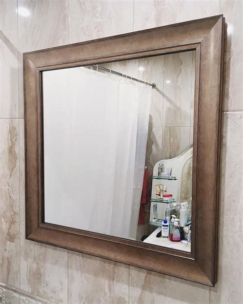 Как повесить зеркало под наклоном к стене - 82 фото