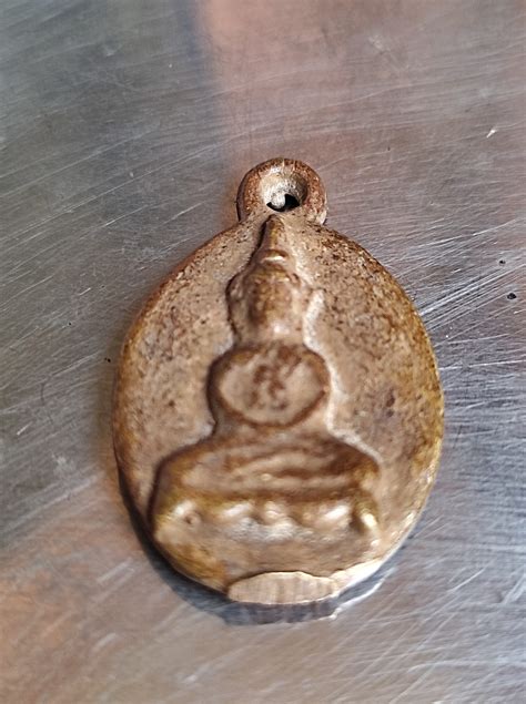 หลวงพ่อขัน วัดนกกระจาบ กับ โอ๊ตบางแพ พระเครื่อง สันขวาน Facebook