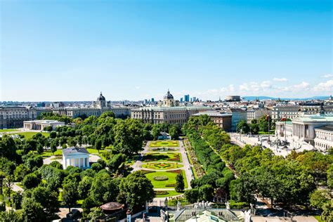 Walking Guide To Viennas Famed Ringstrasse International Traveller