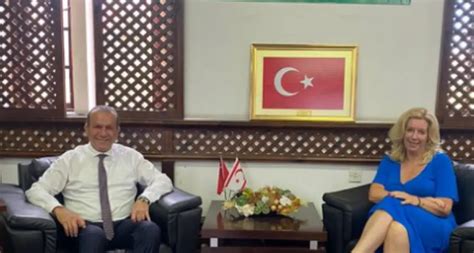 Ολλανδέζα βουλευτής προκάλεσε σάλο με την επίσκεψή της στα Κατεχόμενα και την ανάρτησή της στο