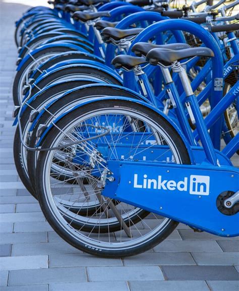 How To Hack The Linkedin Algorithm To Get More Eyes On Your Content
