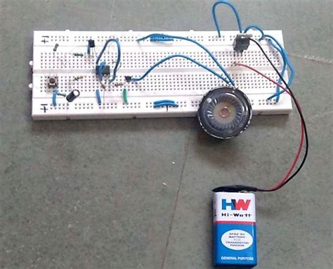 wailing siren using 555 timer hobby project circuit diagram