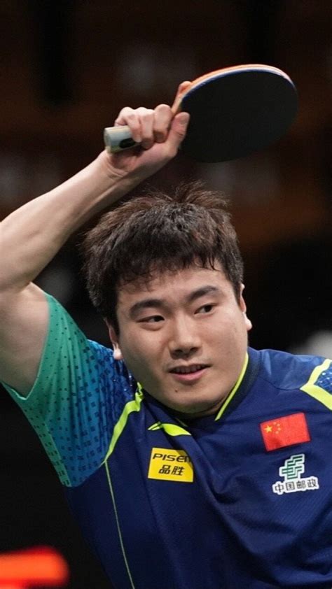 8 0晋级四强！慢镜还原梁靖崑制胜局绝杀 全队一脸淡定 没有庆祝 腾讯新闻