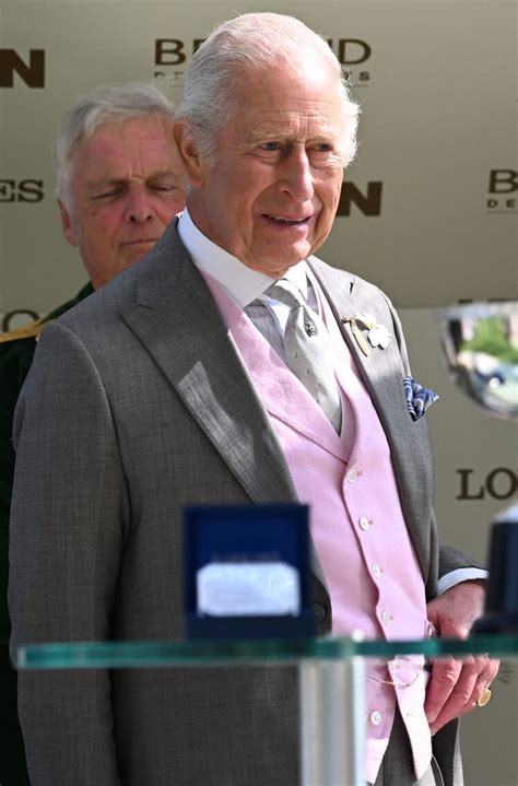 King Charles Likely To ‘abdicate The Throne To Prince William Amid Ex