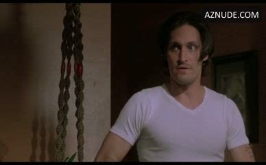 Kiefer Sutherland Shirtless Butt Scene In River Queen AZMen