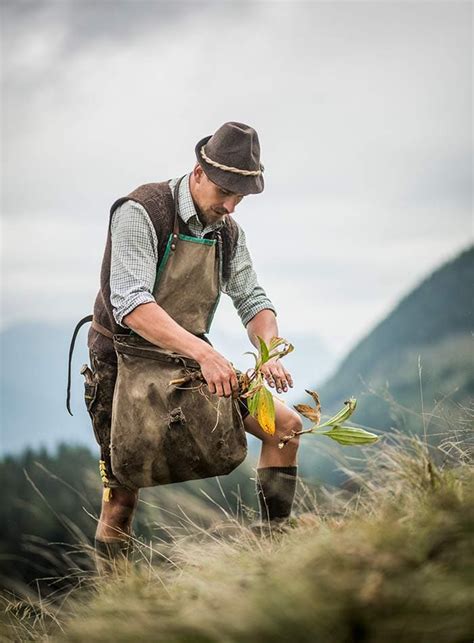 Enzianbrennerei Grassl In Berchtesgaden Zeit Lassen Enzian Trinken