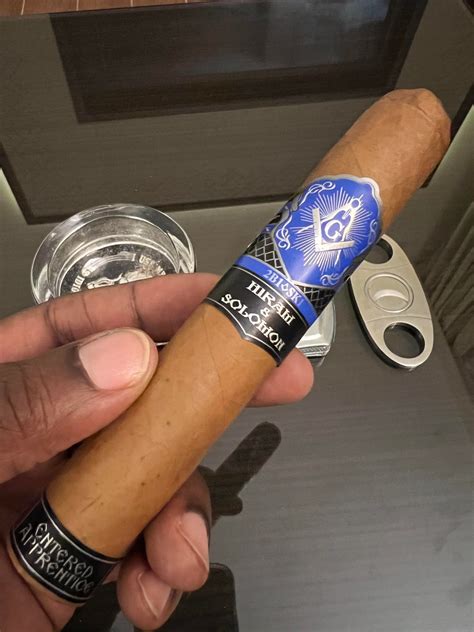Hiram And Solomon Entered Apprentice R Cigars