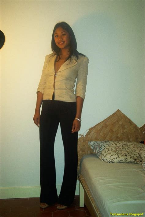 Cute And Innocent Looking Malay Girl Sucking Bf Dick 24 Pics Naked