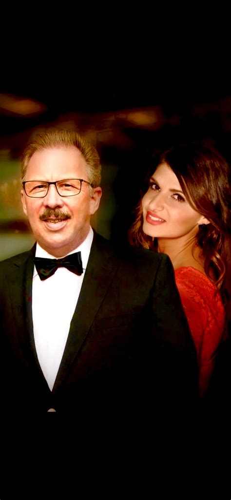 Ferdinand Hoffmann And Maria Inglese Weihnachtsmarkt Am Kölner Dom