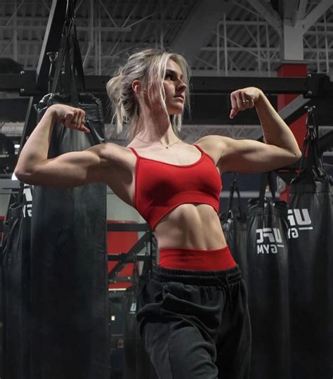 Annabel Lucinda Social Media Marketing