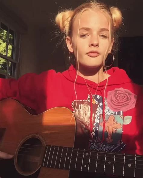 Esther Mcgregormp4 Caras