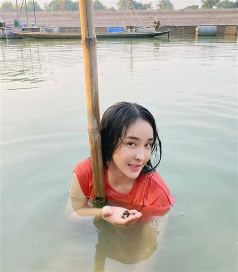 อีกี้ของแทร่ แอ๊บแอ้แอ๊บแอ้ อีกี้ของแทร่ แอ๊บแอ้แอ๊บแอ้