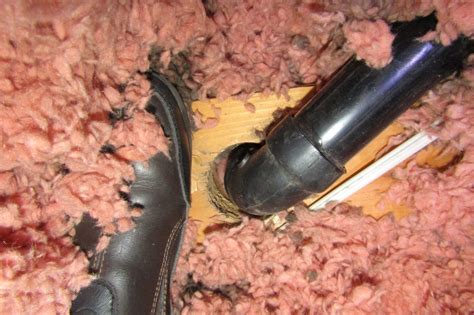 Should Home Inspectors Trample Insulation No Structure Tech Home