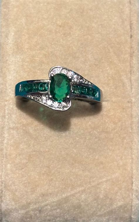 Lot 47 New 925 Sterling Silver Faux Emerald Ring Sz 8 Bugsies Treasure Trove