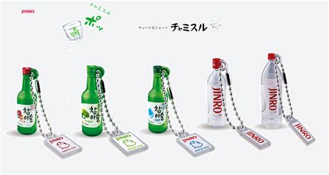 진로 참이슬 日 인기에 힘입어 소주 굿즈 재판매