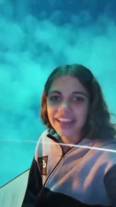 이 여자는 수백억 인생샷을 남겼습니다 운석 재미 감동 Youtube