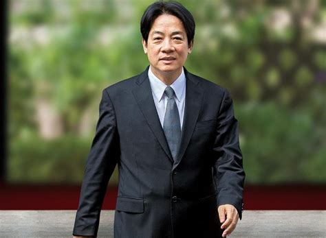 赖清德决定参与党主席补选台湾总统蔡英文于民进党在九合一选举惨败后请辞党主席 副总统赖清德日前宣布参选党主席的决定 称下周将择期前往登记台