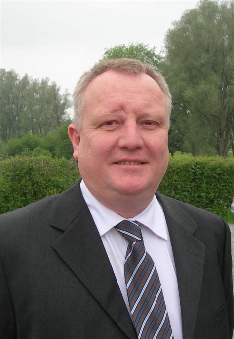 Wellin Monsieur Bernard Arnould Remplacera Monsieur Emmanuel Herman