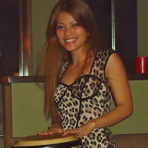 Julia Kennedy YouTube