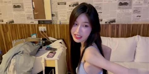 Chinese Fuck Thai Girl Rinrarinpat S Tnaflix Com