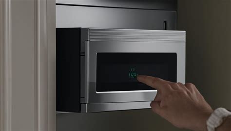 Easy Steps How To Set Clock On GE Microwave Oven Machine Answered