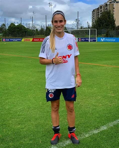 Daniela Montoya Scrolller