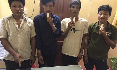 នគរបាលខណ្ឌឬស្សីកែវឃាត់ខ្លួនជនសង្ស័យ៤នាក់ ករណីរក្សាទុកដោយខុសច្បាប់នូវសារធាតុញៀន សារព័ត៌មាន នគរវត្ត