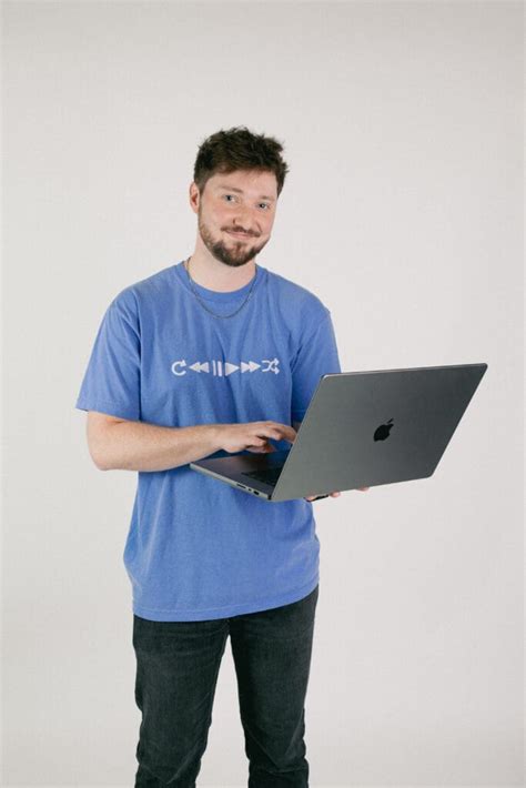 Meet Scott Cramer Nds Viral Youtube Star With 892k Subscribers