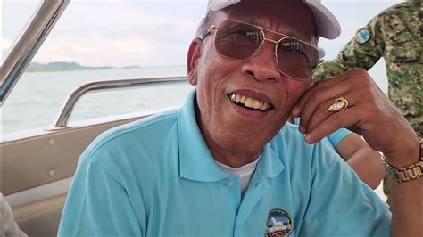 ទស្សន របស់លោក ម៉ក់ ហឺន ក្នុងពេលដែលលោកដើរពិនិត្យមើលតាមខ្សែបន្ទាត់ព្រំដែនកម្ពុជា វៀតណាម Youtube