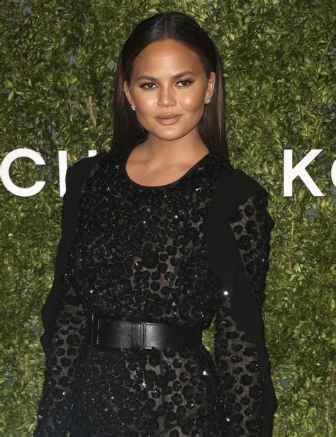 Chrissy Teigen Braless 52 Photos Thefappening