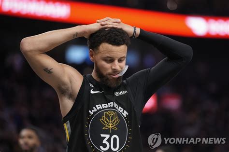 Nba 골든스테이트 커리 복귀에도 3연패…피닉스 6연패 탈출 한국경제