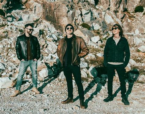 Burn The Sun Cкачать бесплатно в Mp3 слушать музыку онлайн на портале Musify