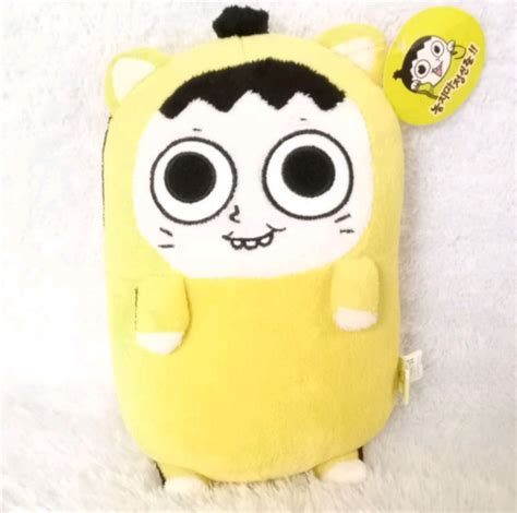 Boneka Kuning Kartun Toys And Collectibles Mainan Di Carousell