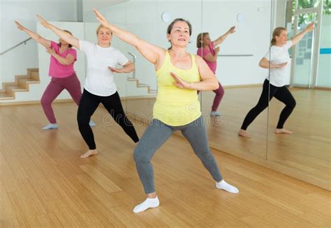 Adults Training Swing Steps At Dance Class Stock Image Image Of Step Spanish 262134349