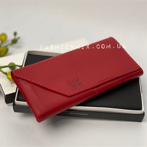 Купити жіночий гаманець із натуральної шкіри